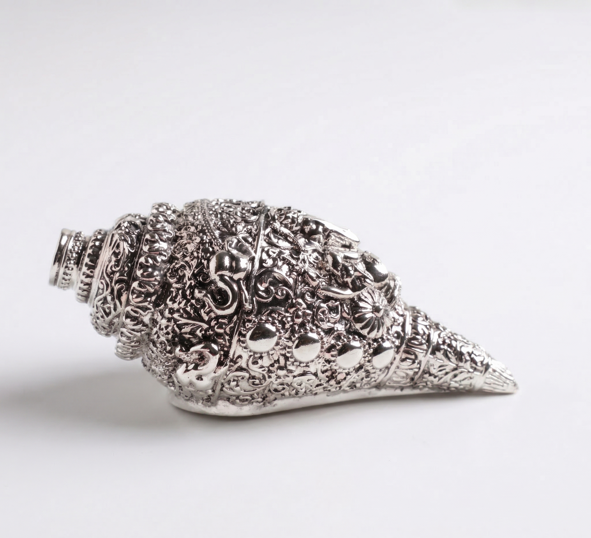 Silver-Plated Ganesh Shankh | Divine Ganesha Conch – DevDarbaar